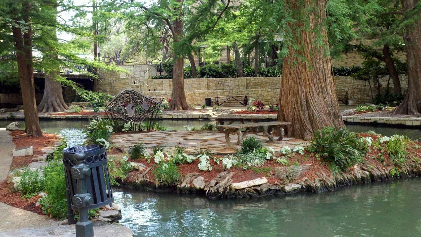 Marriage Island on the River Walk - Romantic Spots San Antonio